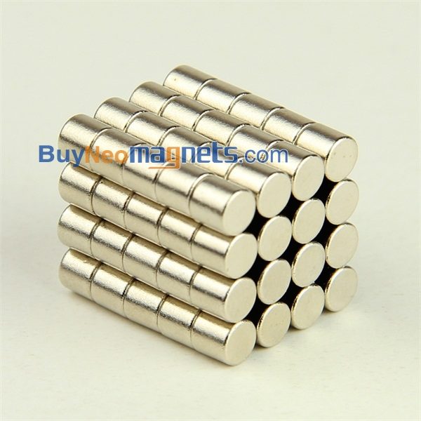 4mm dia x 4mm thick Small Strong Neodymium Disk Magnet N35 Round ...